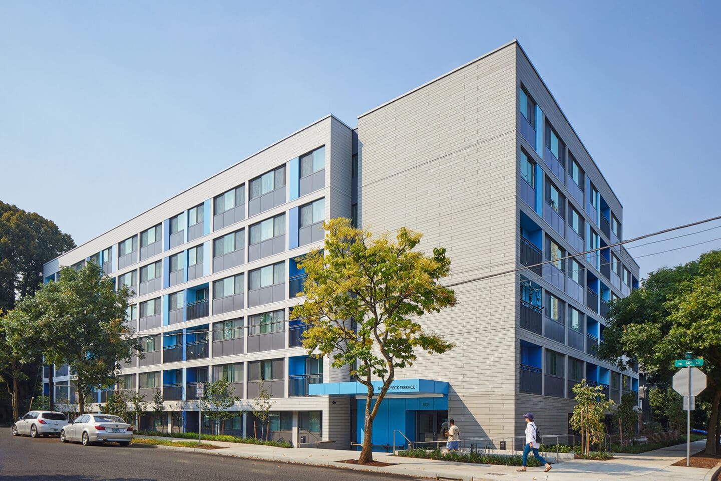 Grace Peck Terrace — Holst